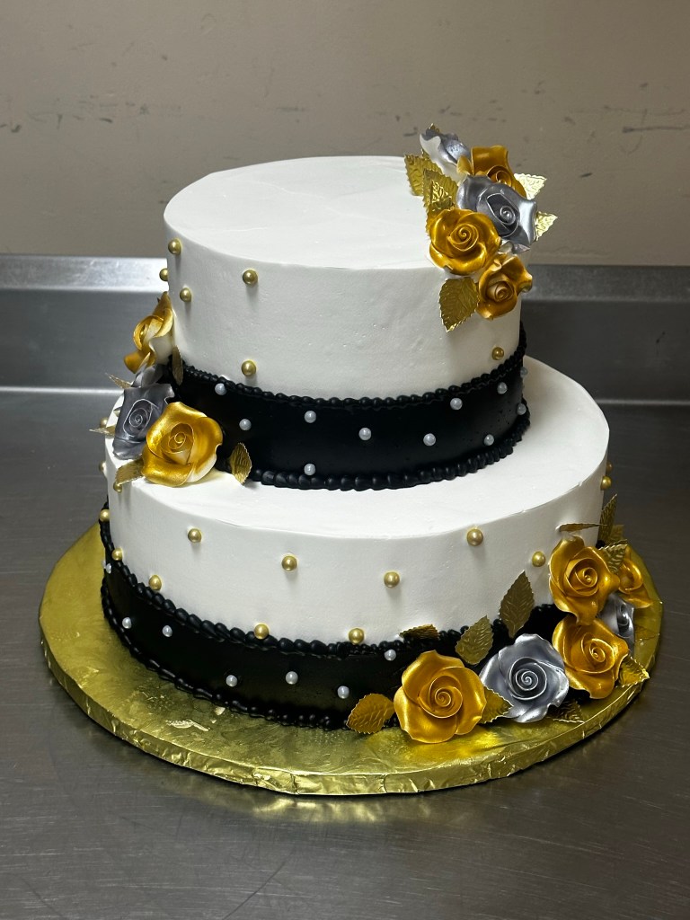 Specialty Cakes – Castro's Bakery | Signature Cakes